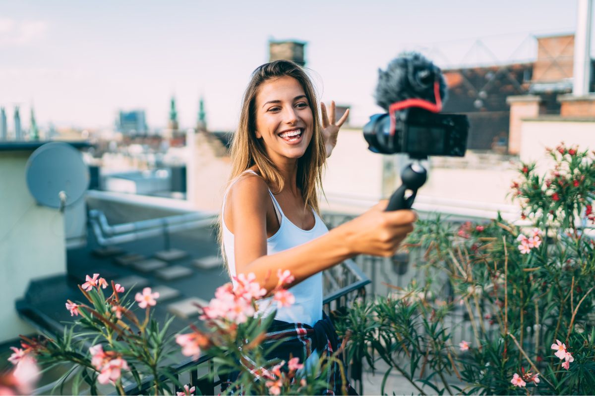 Guide: Everything You Need To Know About Being An Influencer