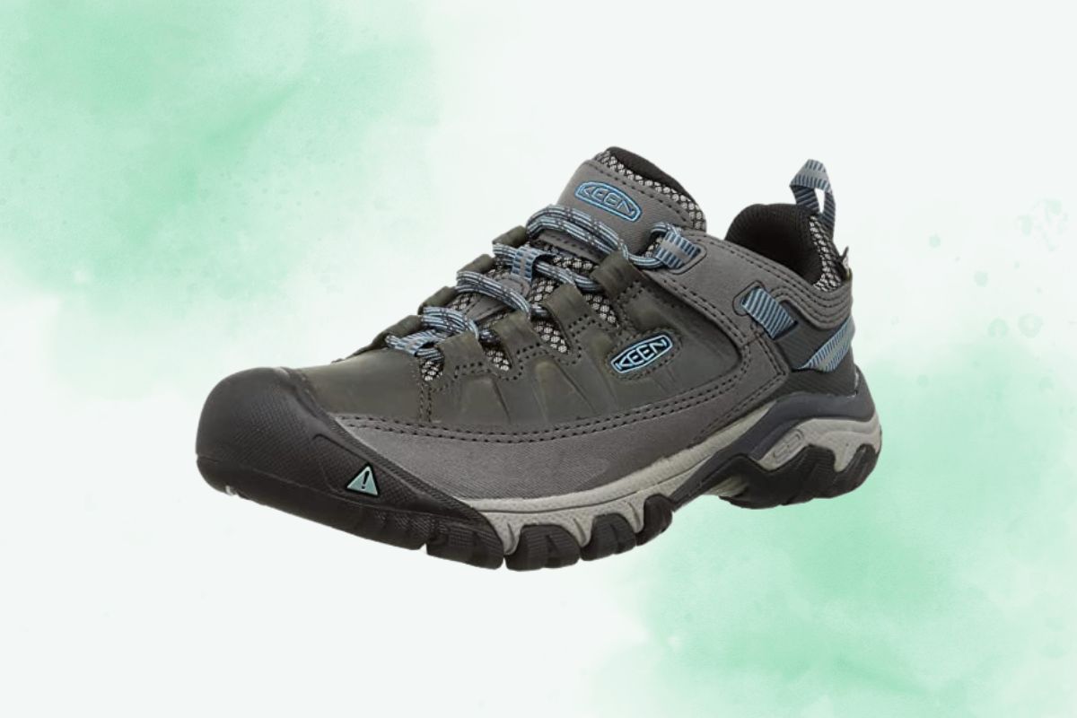 Best Hiking Shoes 2023 - The Ultimate Guide